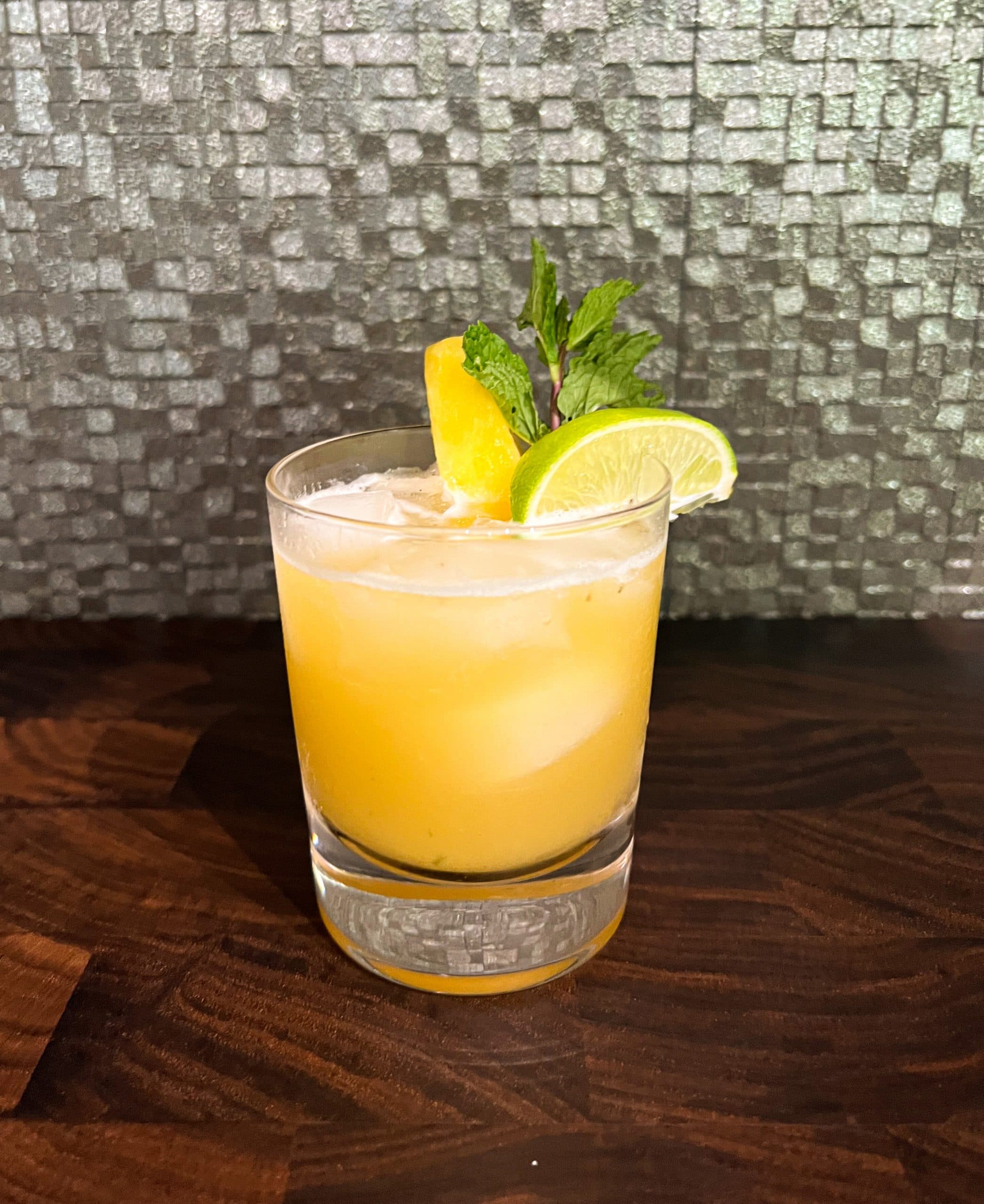 Pineapple Smash - Sans Wine & Spirits